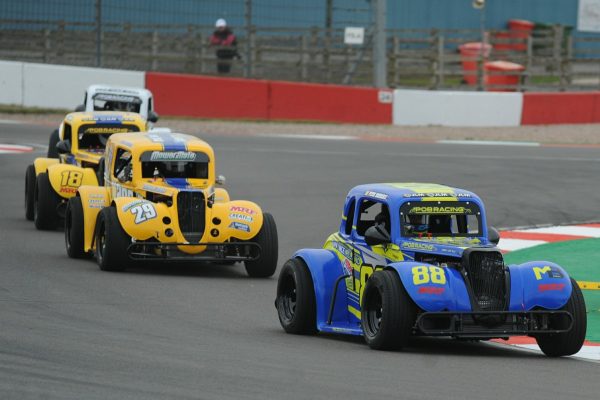 Legends Racing Europe Ltd – you ain’t seen racin’ ‘til you’ve seen ...